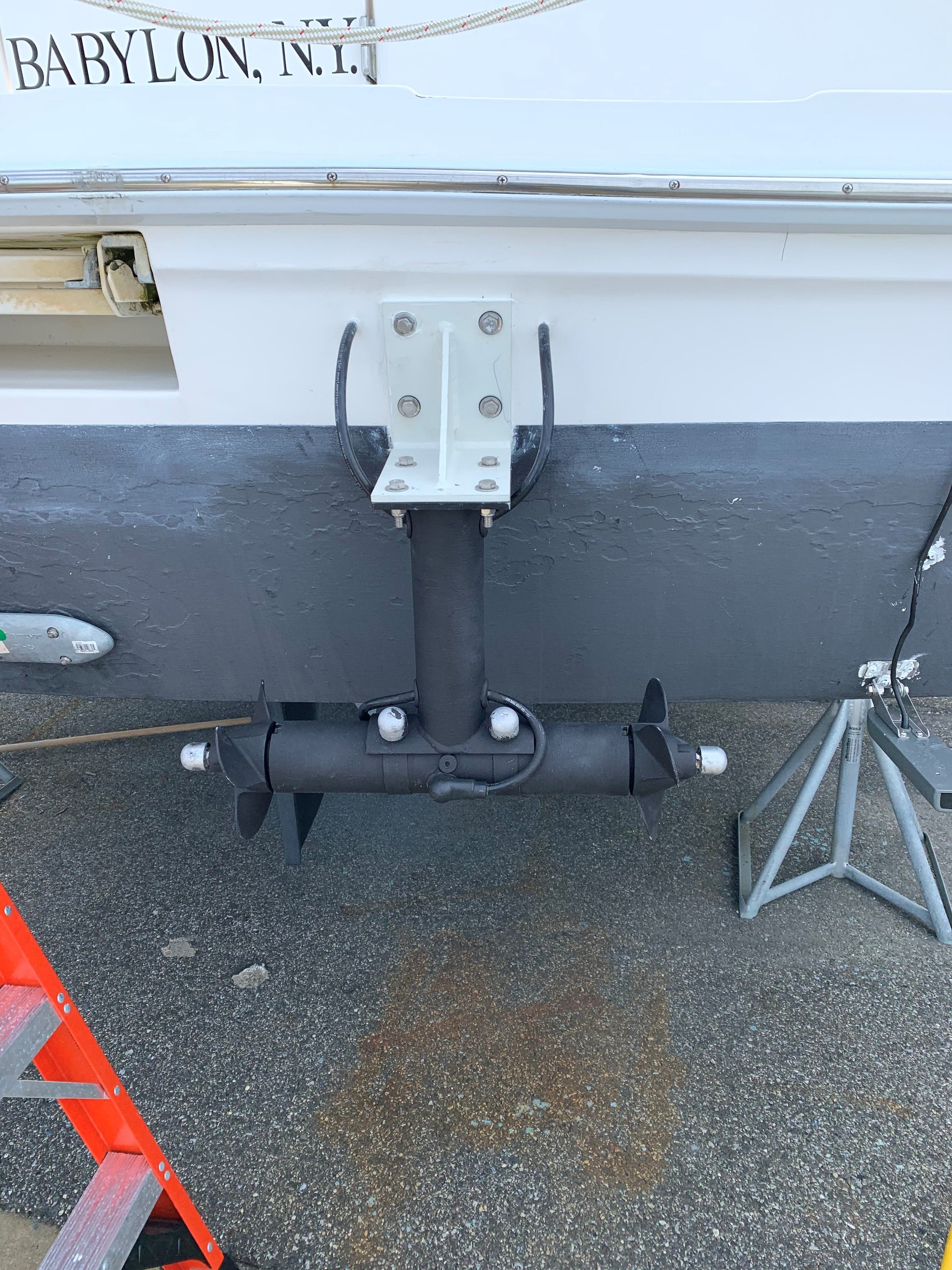 ST350 Stern Thruster for Boats 35′–50′ | SideShift
