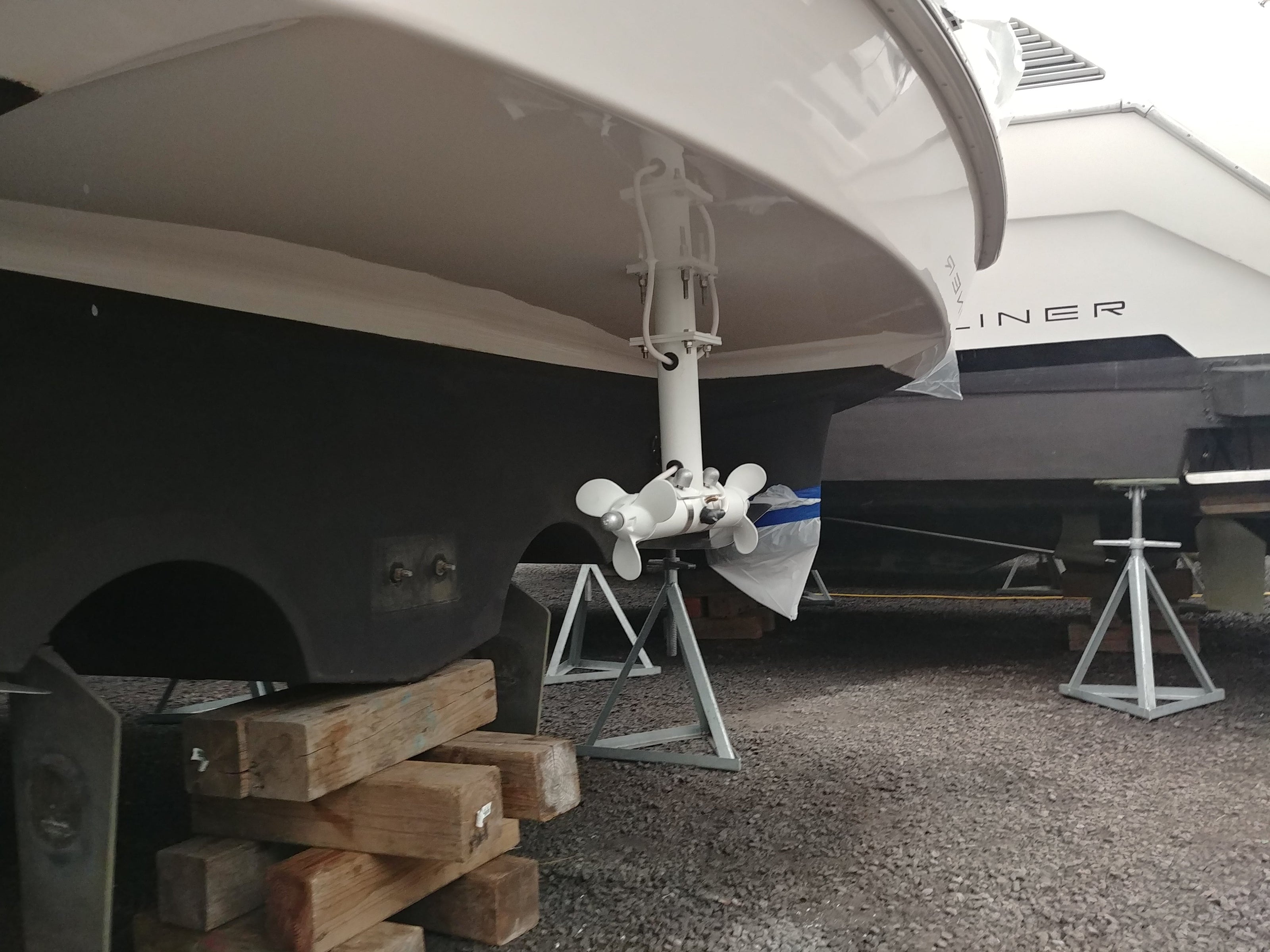 ST350 Stern Thruster for Boats 35′–50′ | SideShift